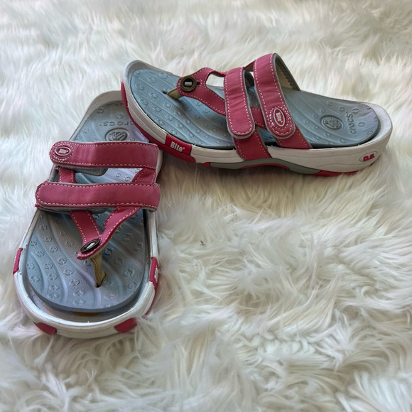CROCS | Shoes | Crocs Womens Bite Prelude Thong Sandals Pink Adjustable ...